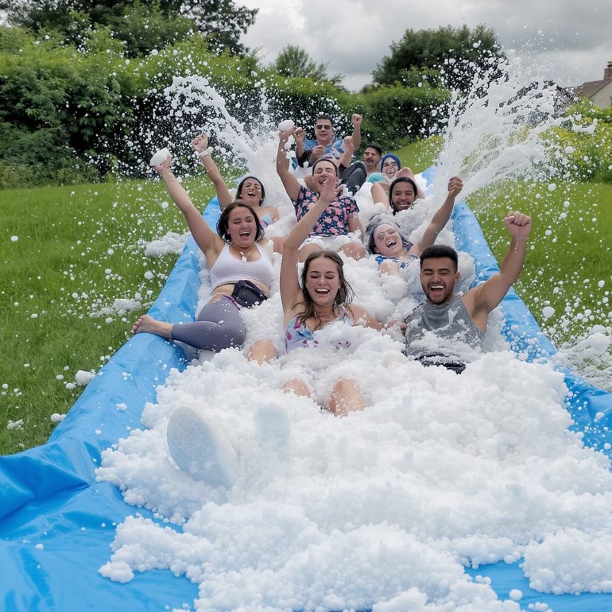 Foam Rush Mega Splash - Inflatable Retreats